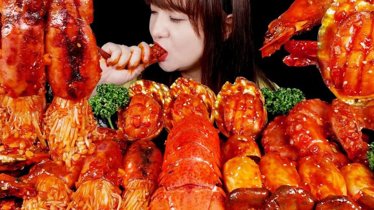 8 Reasons Why Is Mukbang Popular? | whysofamous.com 8 Reasons Why Is Mukbang Popular? | whysofamous.com